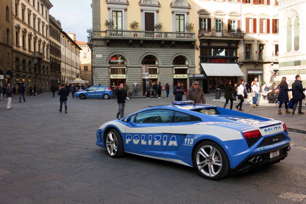9 Examples Of Lamborghini Police Cars | Supersportiva