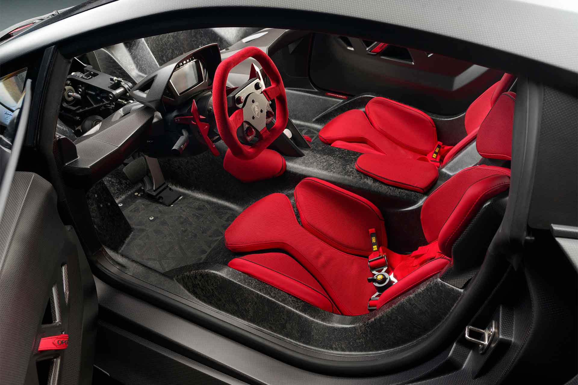 Carbon Fiber: Transforming Supercars From Fast To Phenomenal ...